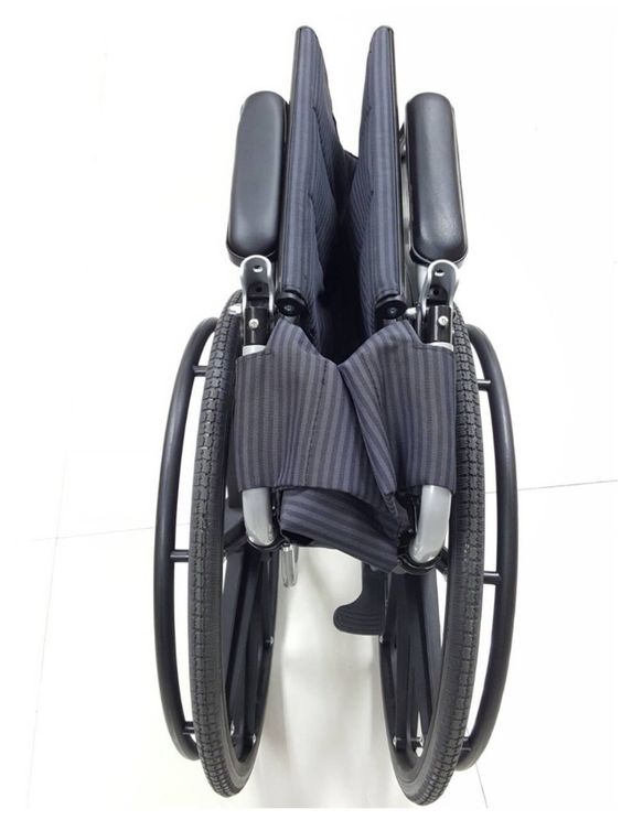 รถเข็นวีลแชร์ โซม่า พับได้ SM-150.3WB ล้อ 24 นิ้ว