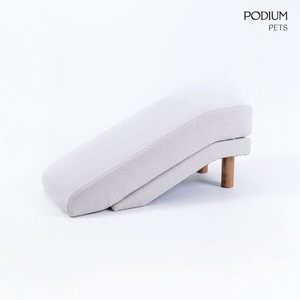 ทางลาดสำหรับสัตว์เลี้ยง PODIUM PETS รุ่น RAMS RAMP สีเทา